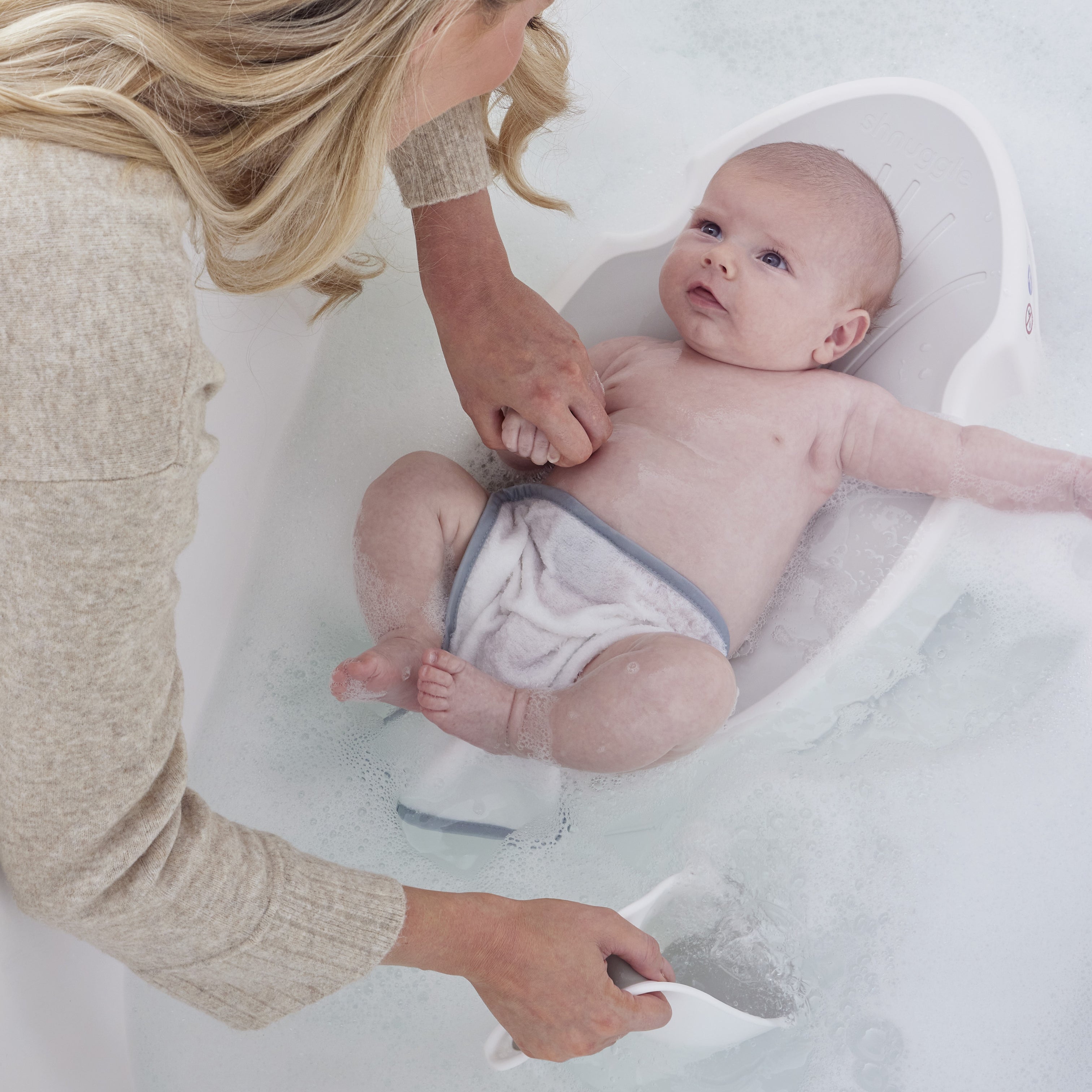 Shnuggle Newborn Baby Bath Support | Ergonomic, Non-Slip & Quick-Dry